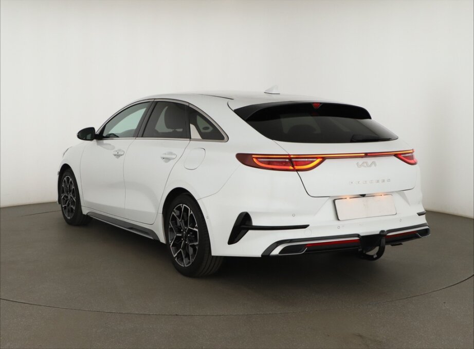 Kia ProCeed, 1.5 T-GDIGT-Line ,, Combi, Benzín - inzerát | inzerce na ...