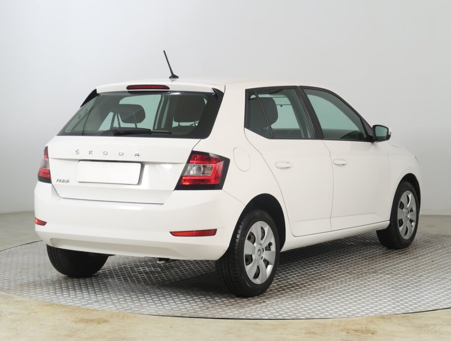 Skoda Fabia, 1.0Ambition , Klima, Hatchback, - inzerát | inzerce na ...