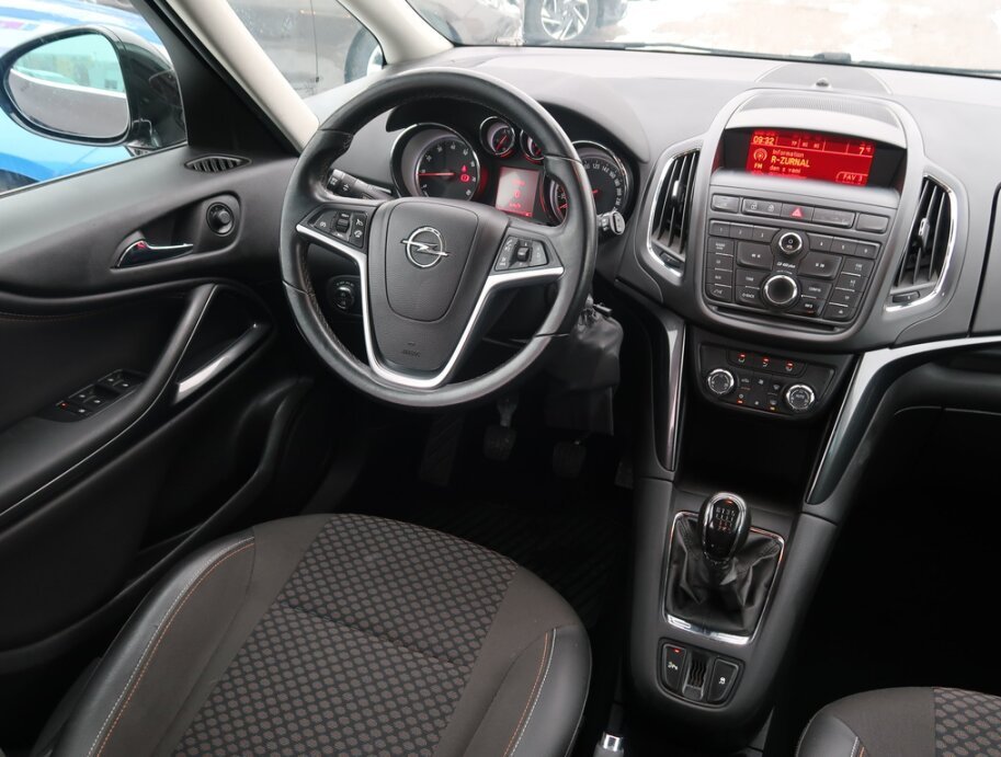 Opel Zafira, 1.4 Turbo, LPG, ČR,2.maj, Klima,, MPV - inzerát | inzerce ...