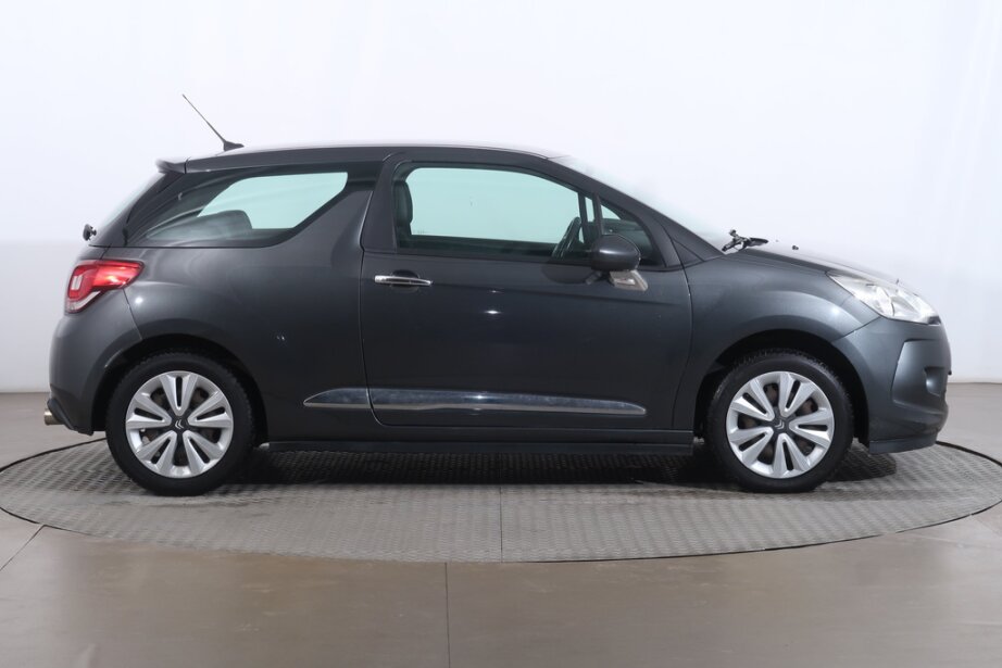Citroen DS3, 1.2 VTi, Serv.kniha, Hatchback, - inzerát | inzerce na ...