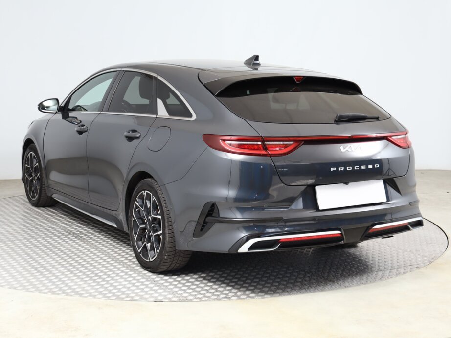 Kia ProCeed, 1.5 T-GDIGT-Line ,, Hatchback, Benzín - inzerát | inzerce ...