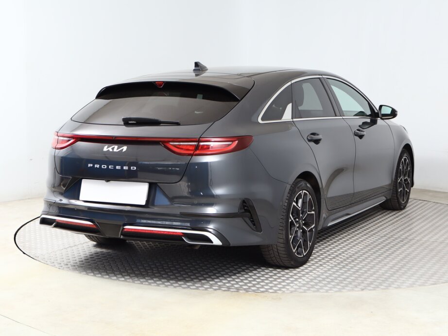 Kia ProCeed, 1.5 T-GDIGT-Line ,, Hatchback, Benzín - inzerát | inzerce ...
