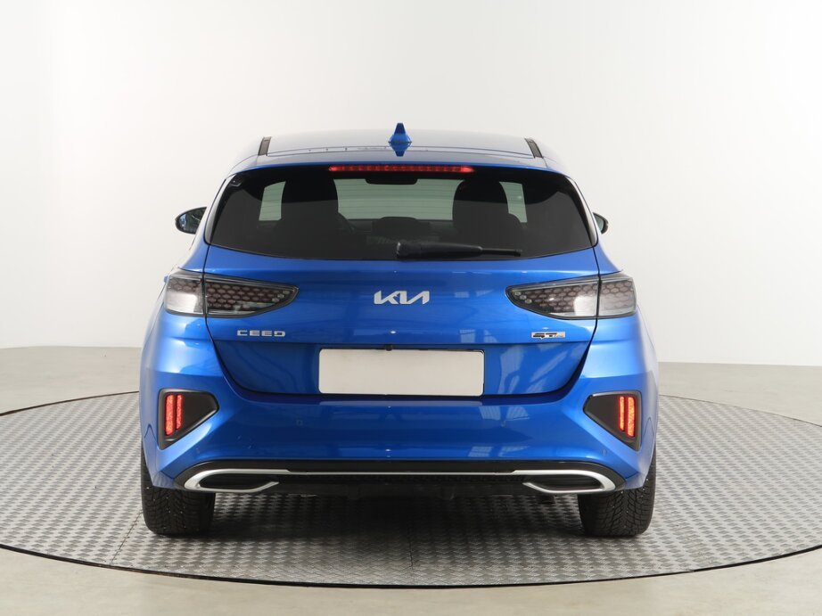 Kia Ceed, 1.5 T-GDIGT Line ,, Hatchback, Benzín - inzerát | inzerce na ...