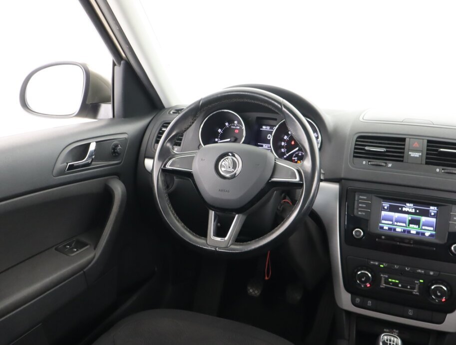 Skoda Yeti, 1.2 TSIElegance , Serv.kniha,, SUV, - inzerát | inzerce na ...