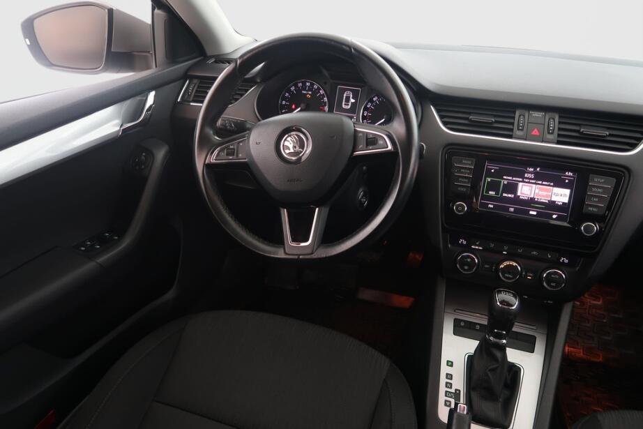 Skoda Octavia, 2.0 TDIStyle , Automat, Bi-Xenony,, - inzerát | inzerce ...