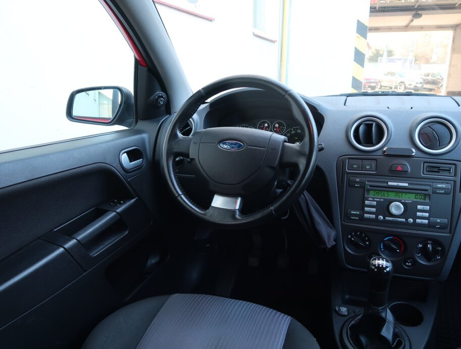 Ford Fusion, 1.4Calero , po STK, Klima,, Compact - inzerát | inzerce na ...
