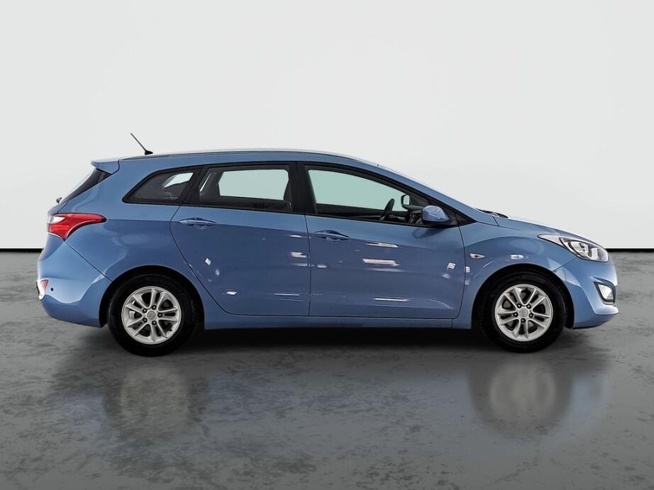 Hyundai i30, 1.6 GDI, ČR,1.maj, Serv.kniha, Combi, - inzerát | inzerce ...