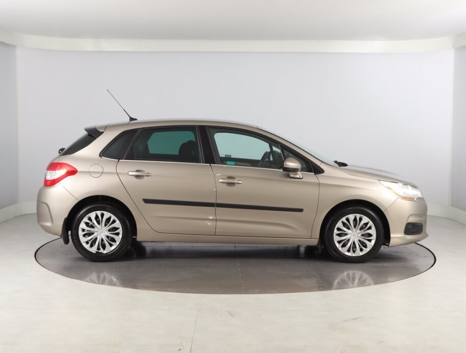 Citroen C4, 1.6 HDi, ČR,1.maj, Serv.kniha, Klima,, - inzerát | inzerce ...