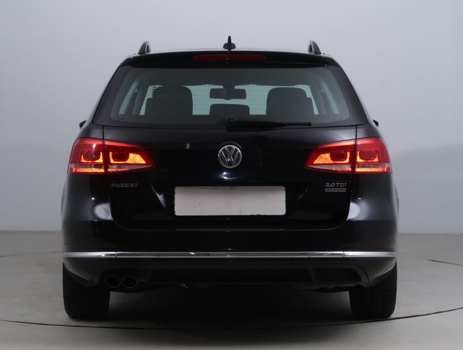 VW Passat, 2.0 TDI, Serv.kniha, Klima, Tempomat,, - inzerát | inzerce ...