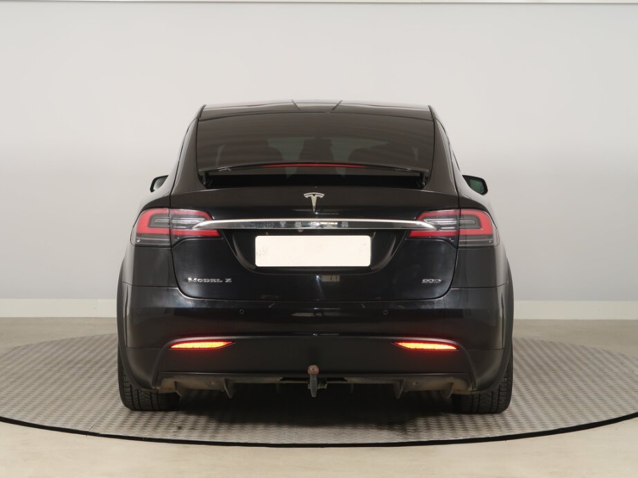 Tesla Model X, 90D, SoH 84%,, SUV, Elektromotor - inzerát | inzerce na ...