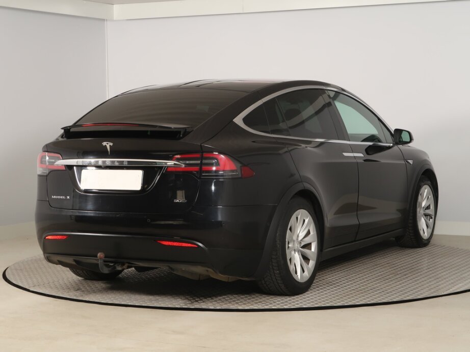 Tesla Model X, 90D, SoH 84%,, SUV, Elektromotor - inzerát | inzerce na ...