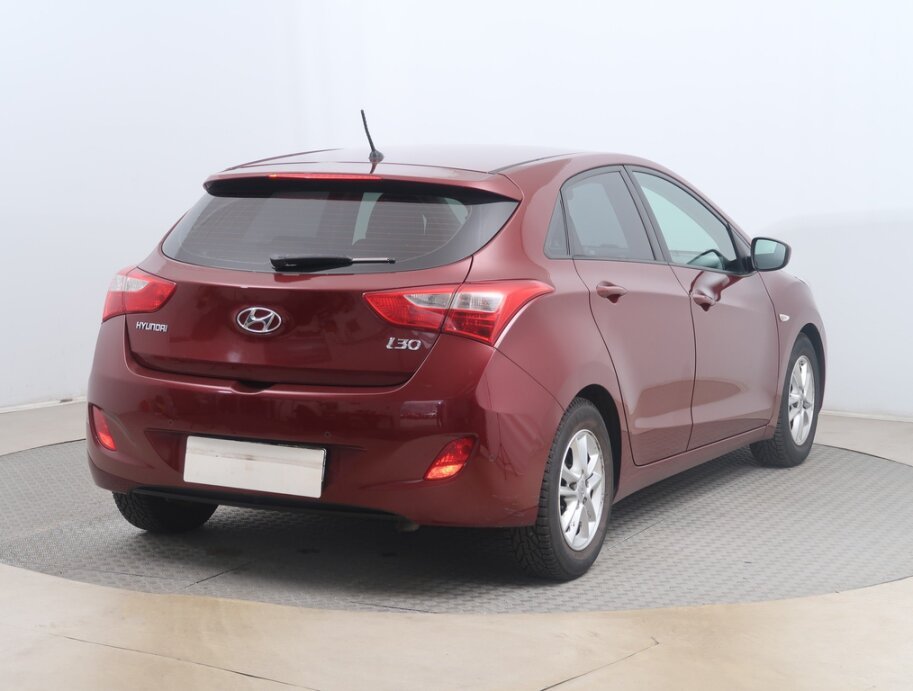 Hyundai i30, 1.6 GDI, Serv.kniha, Klima, Tempomat, - inzerát | inzerce ...