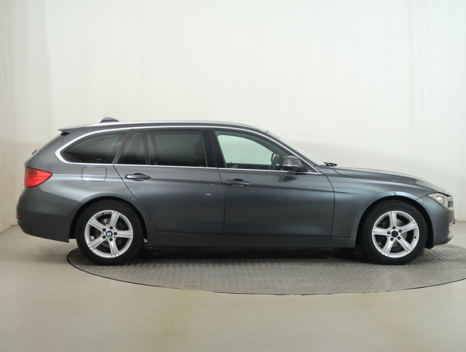 BMW Řada 3, 318 dLuxury Line , Automat,, Combi, - inzerát | inzerce na ...