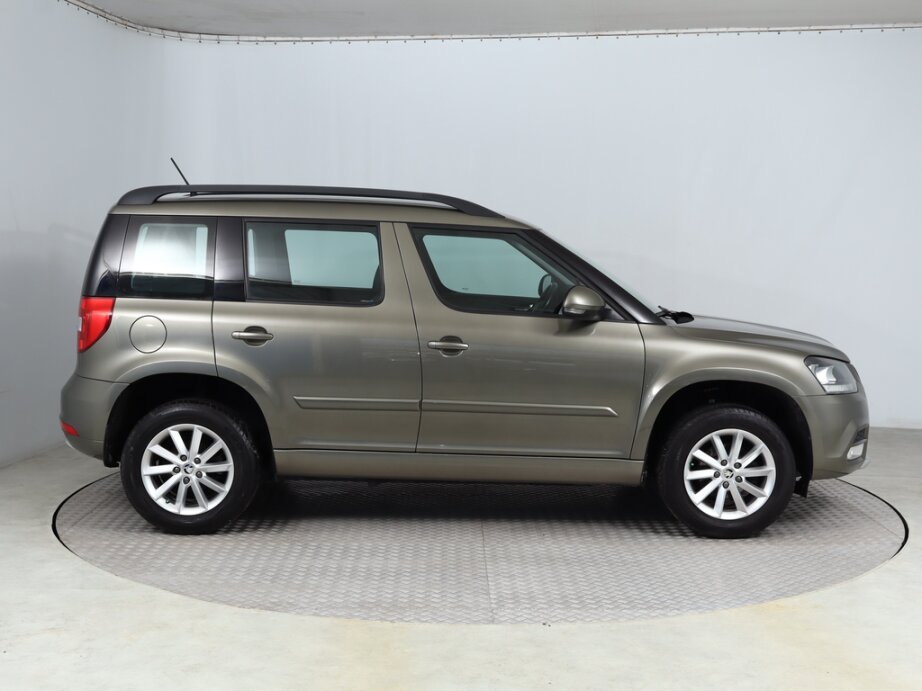 Skoda Yeti, 1.2 TSIElegance , Serv.kniha,, SUV, - inzerát | inzerce na ...