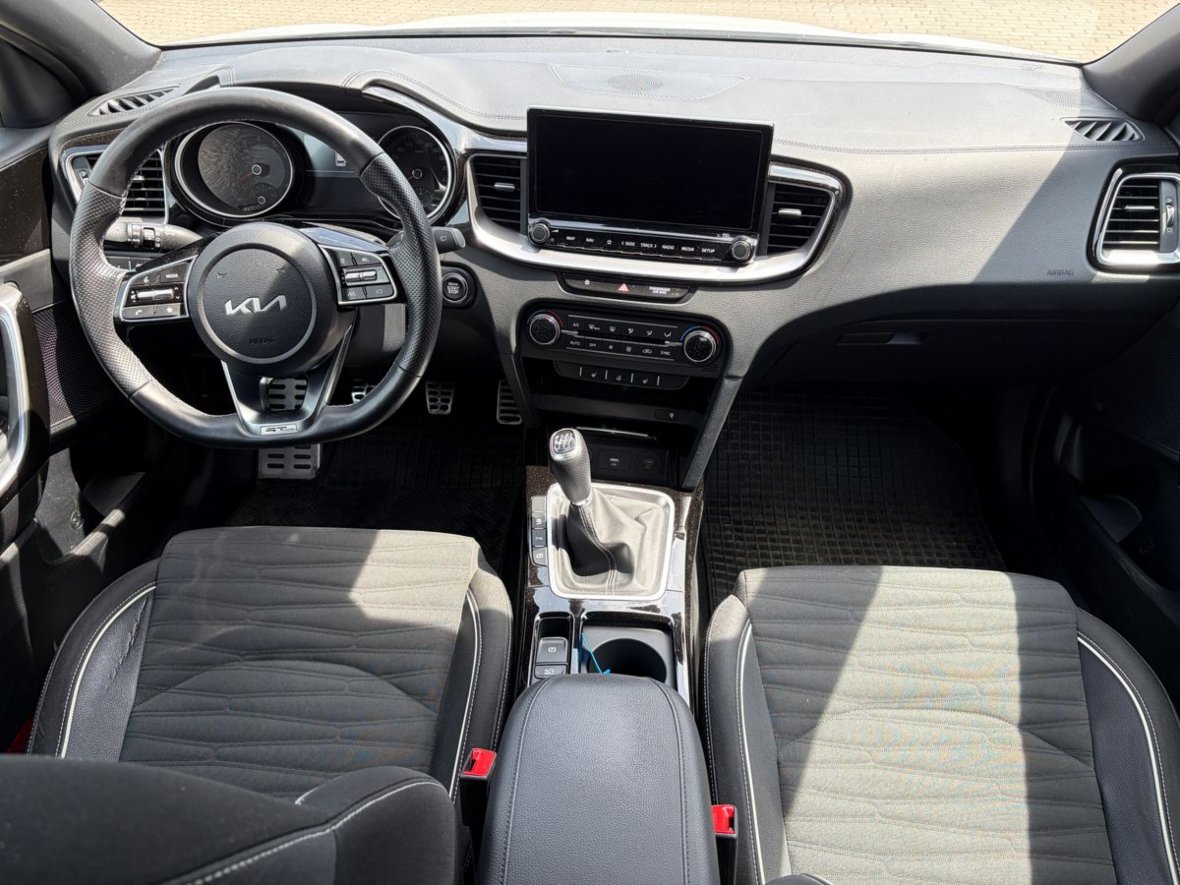 Kia Ceed, 1,5 T-GDi GPF GT LINE, kombi, benzin - inzerát | inzerce na ...