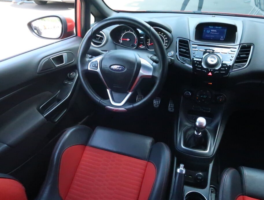 Ford Fiesta, STST-Line , Serv.kniha, Hatchback, - inzerát | inzerce na ...