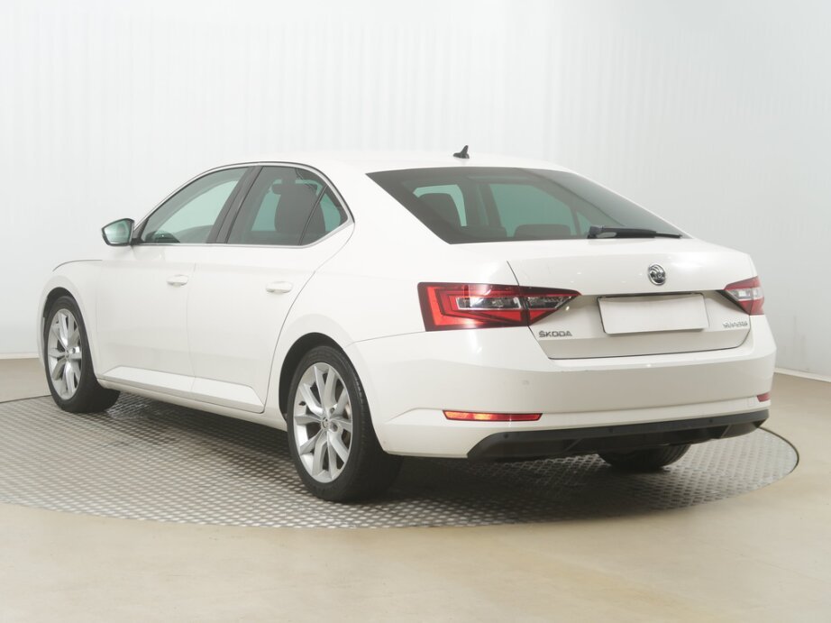 Skoda Superb, 2.0 TDI, Automat, Bi-Xenony, - inzerát | inzerce na ...