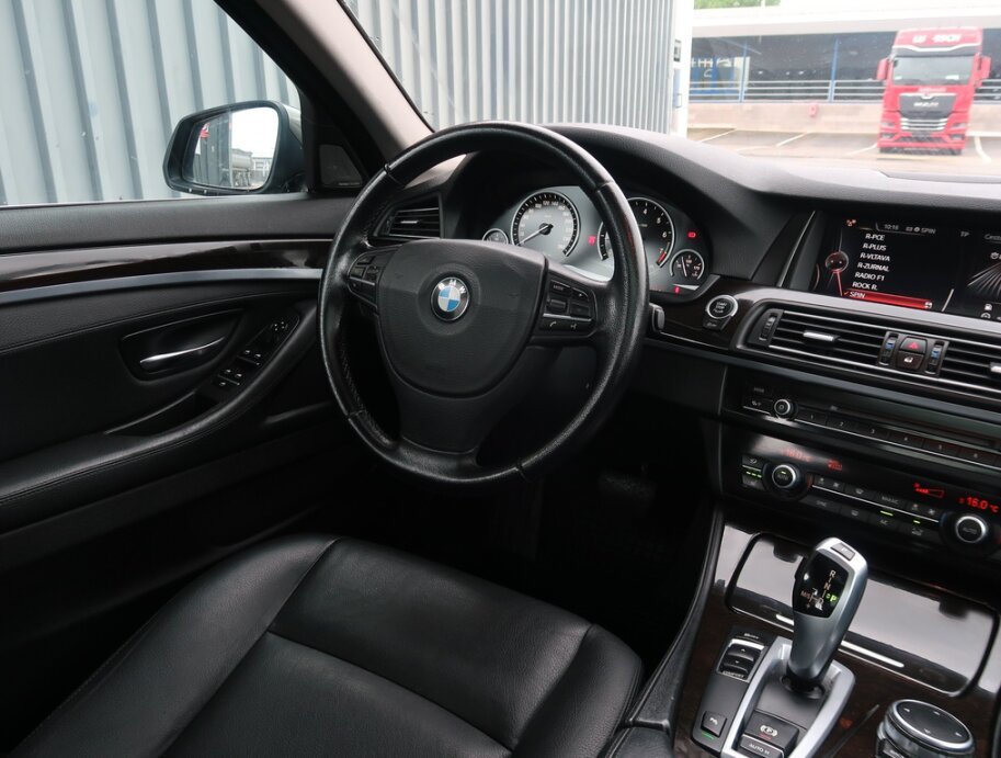 BMW Řada 5, 528i, Automat, Navi, Xenony, Klima,, - inzerát | inzerce na ...
