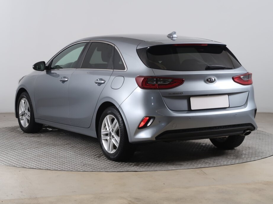 Kia Ceed, 1.4 T-GDI, ČR,2.maj, Serv.kniha, Navi,, - inzerát | inzerce ...