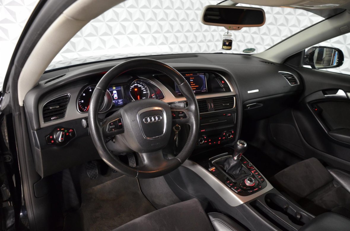 Audi A5, S-line, kupé, nafta - inzerát | inzerce na Annonce.cz