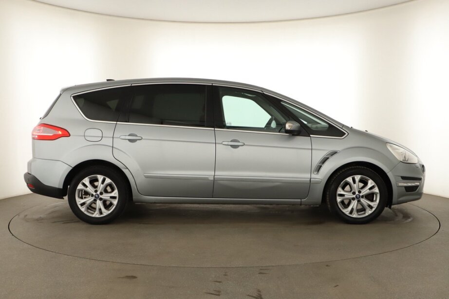Ford S-Max, 2.0 TDCi, Navi, Xenony, Klima,, MPV, - inzerát | inzerce na ...