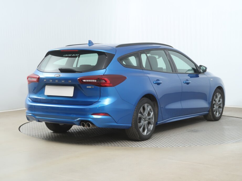 Ford Focus, 1.0 MHEVST-Line ,, Combi, Benzín - inzerát | inzerce na ...