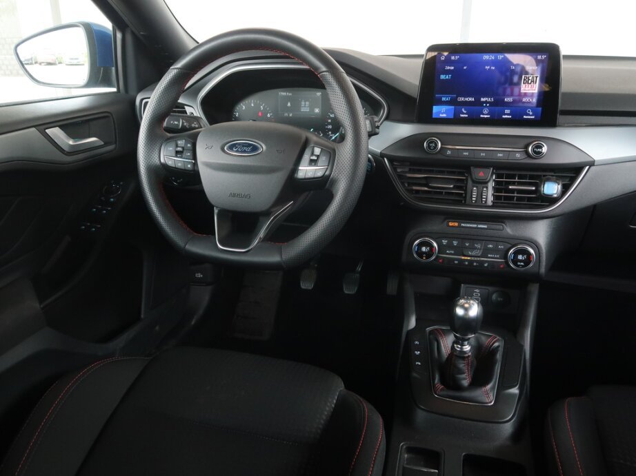 Ford Focus, 1.0 MHEVST-Line ,, Combi, Benzín - inzerát | inzerce na ...