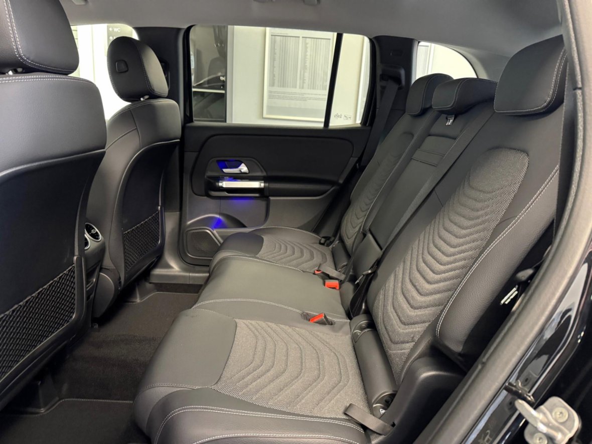 Mercedes-Benz GLB, GLB 200 Progressive Edition, - inzerát | inzerce na ...