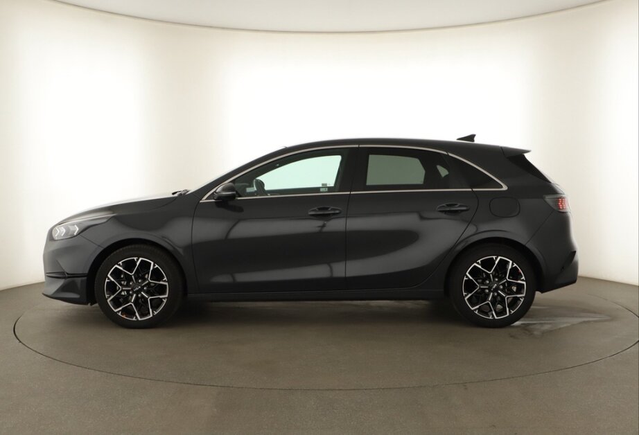 Kia Ceed, 1.5 T-GDI,, Hatchback, Benzín - inzerát | inzerce na Annonce.cz