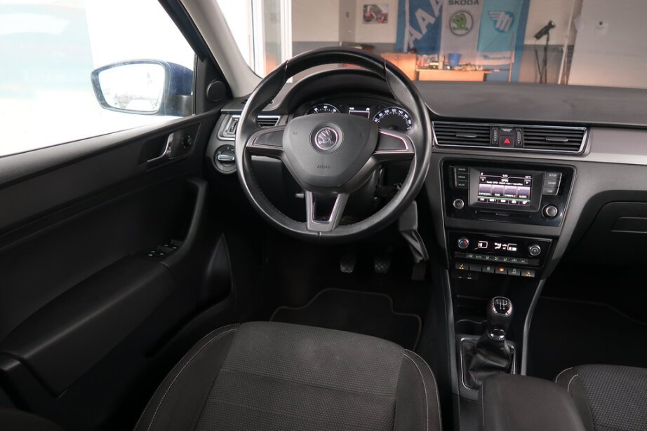 Skoda Rapid, 1.2 TSIAmbition , Klima,, Hatchback, - inzerát | inzerce ...